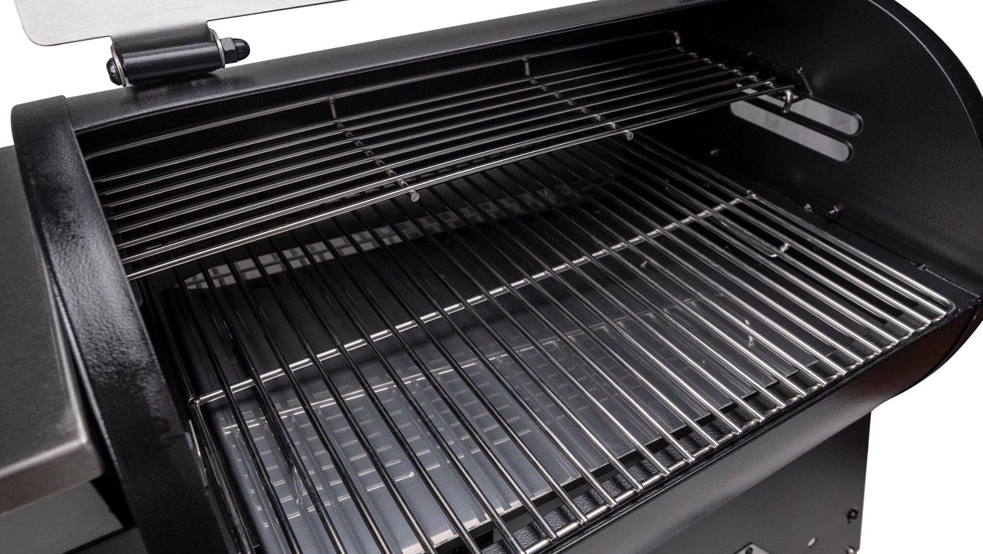 Grilla Chimp Portable Wood Pellet Grill with Alpha Connect | MEAT