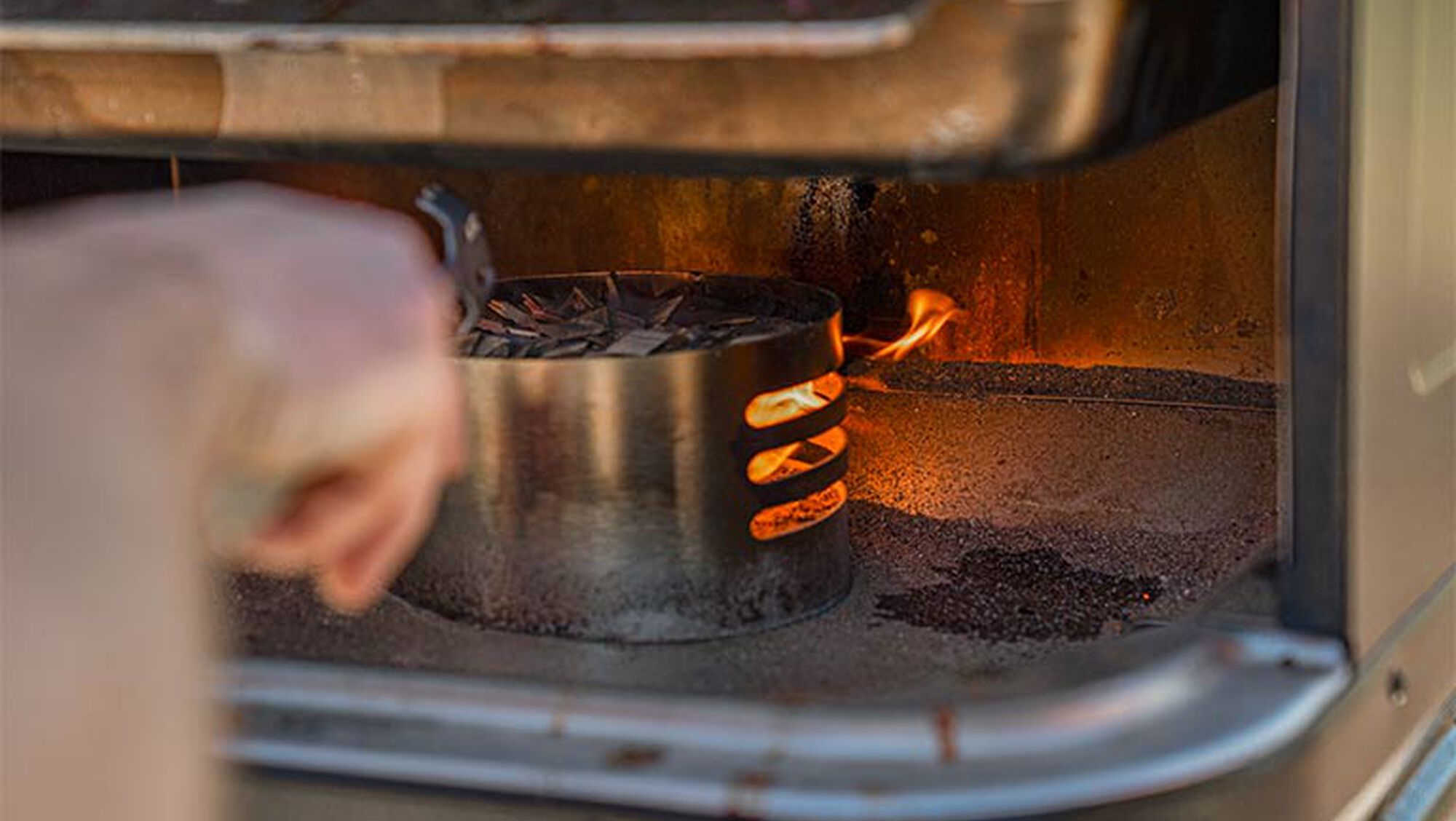 Mammoth Vertical Pellet Smoker | MEAT